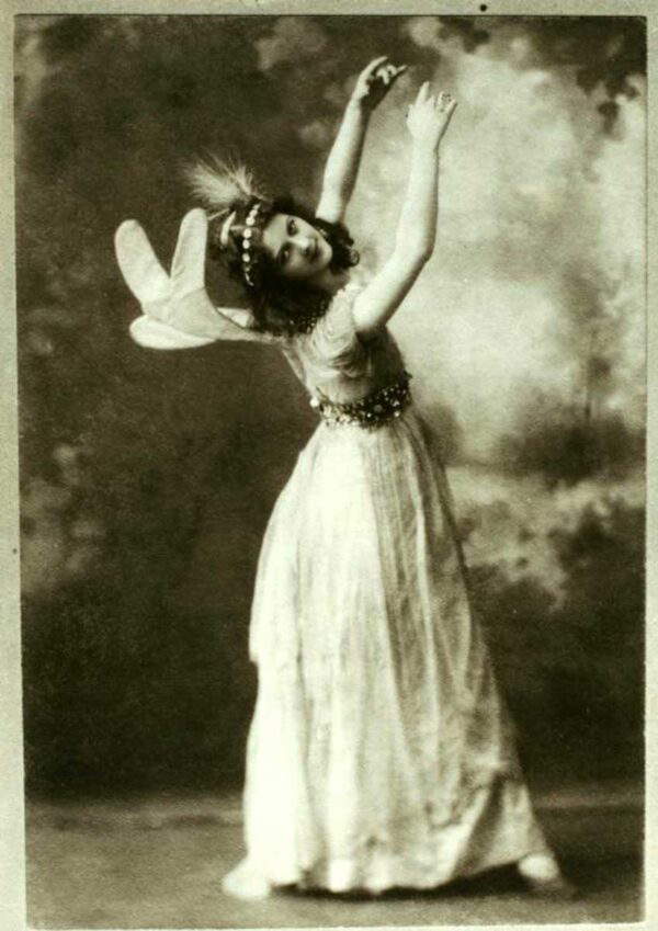 Isadora Duncan: 12 Facts About the Pioneer of Modern Dance