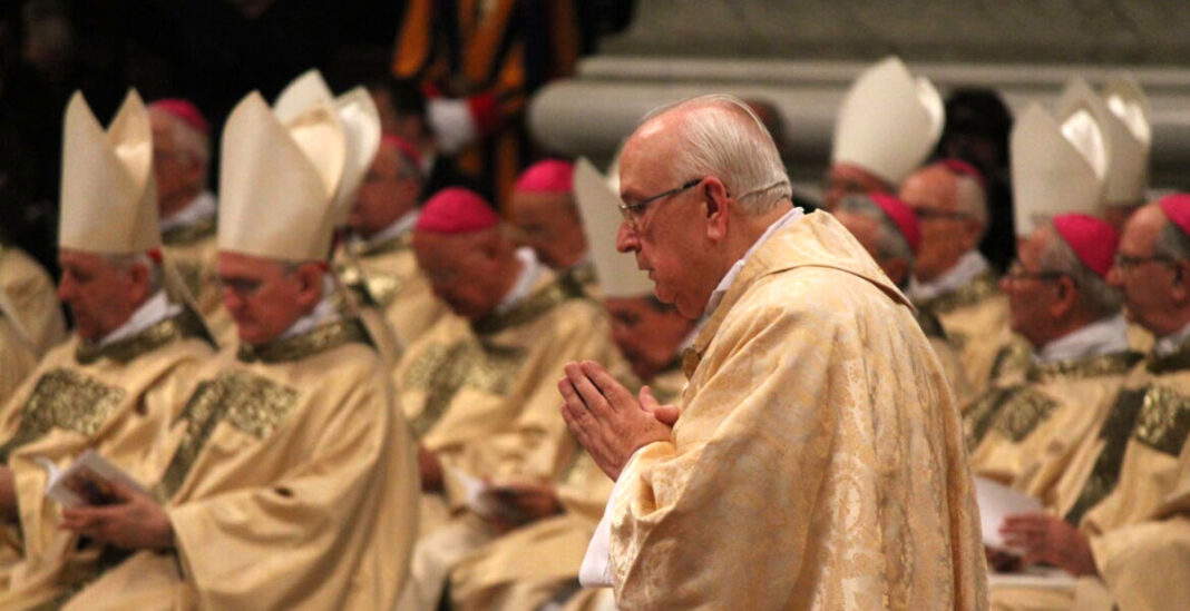 What Is the Political Structure of the Vatican?