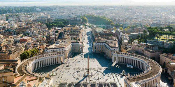 What Is the Political Structure of the Vatican?