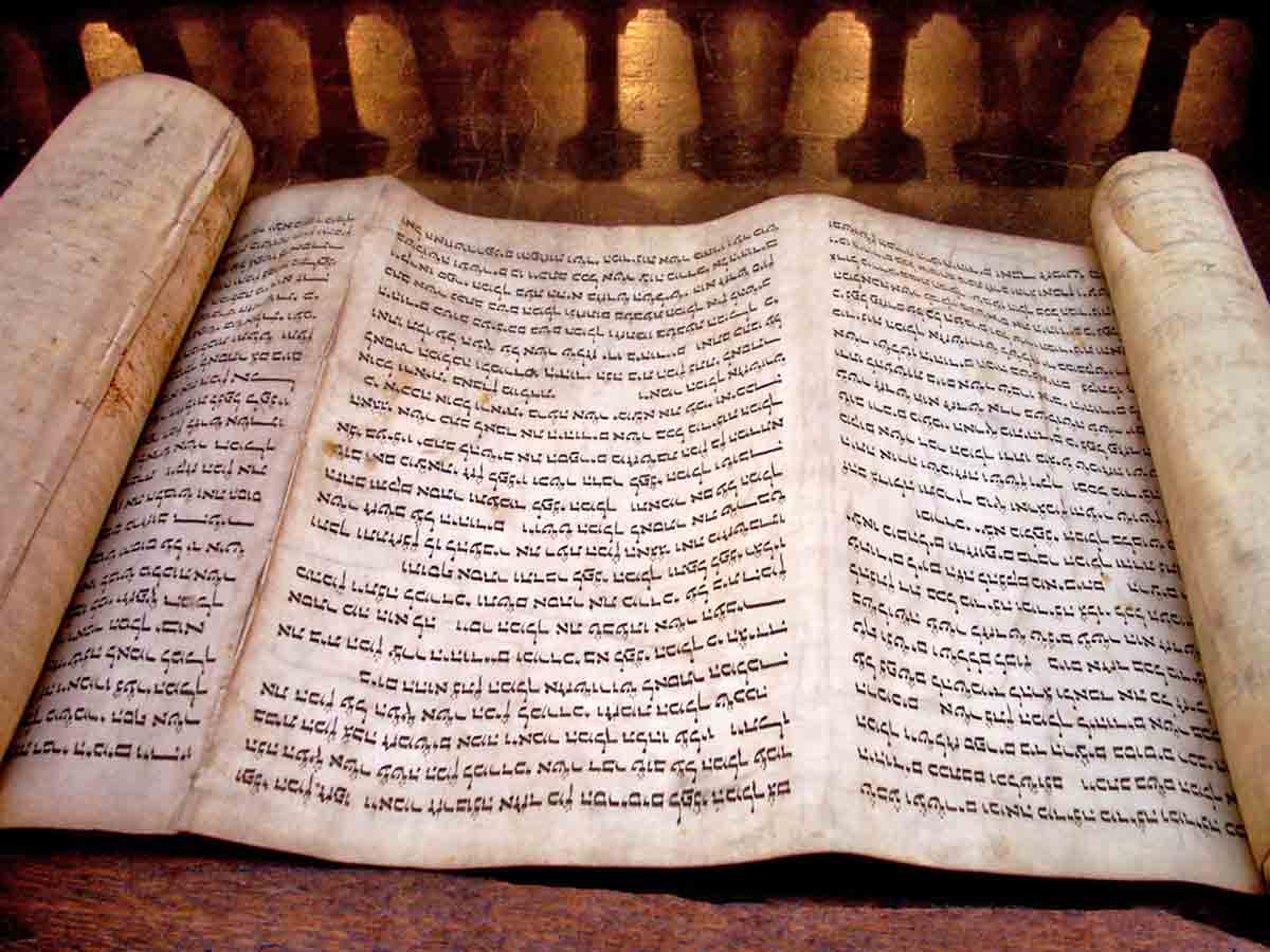 Hidden Gospels: What Books Were Removed from the Bible (and Why)?