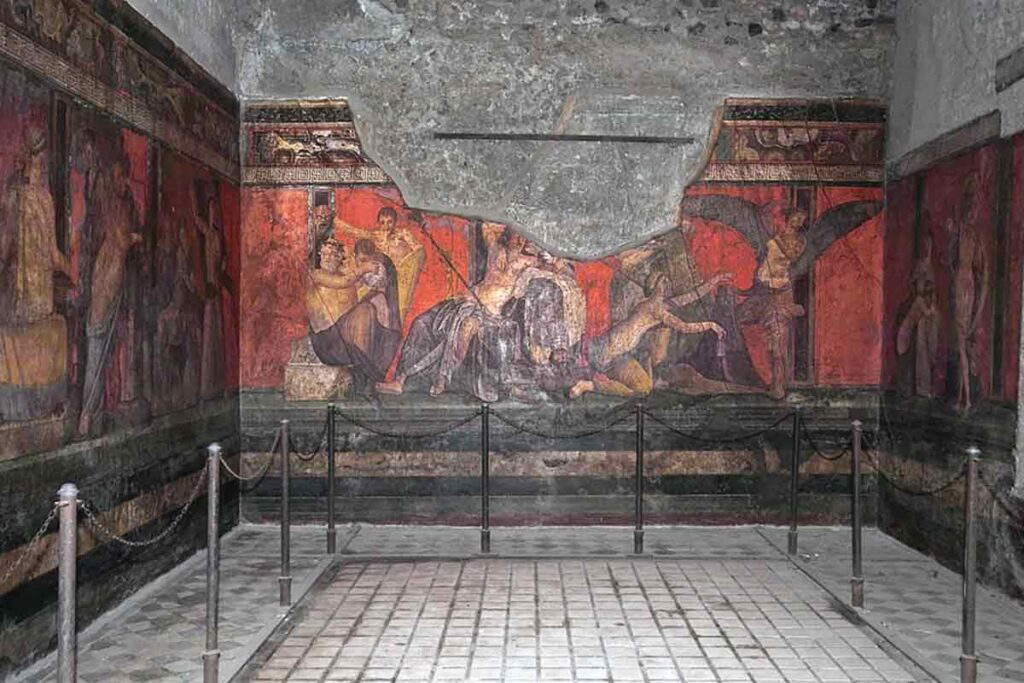 The Rise & Fall of Pompeii and Herculaneum: A Tale of Two Cities