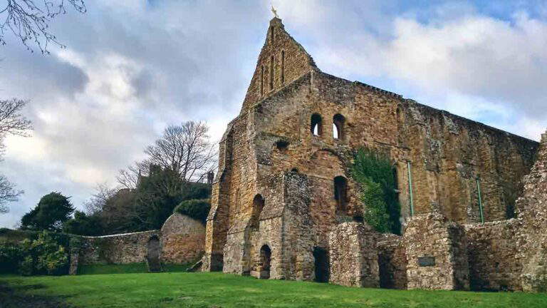 10 Historical Places to Visit in Sussex