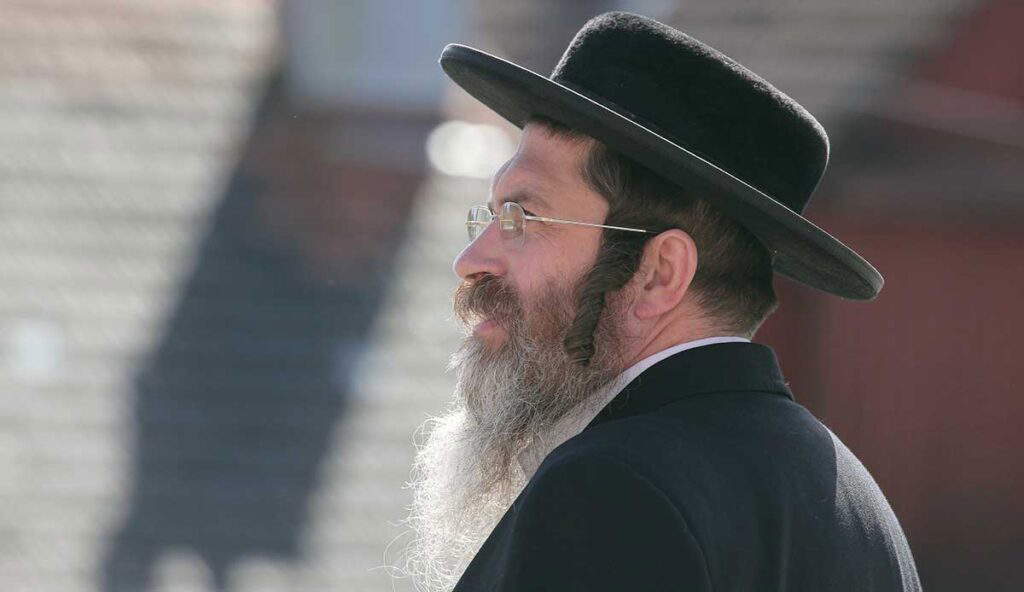 7 Key Beliefs and Practices From Hasidic Judaism
