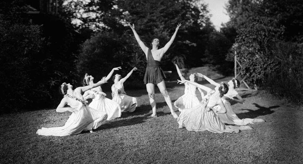 Martha Graham: 15 Facts About the Mother of Modern Dance