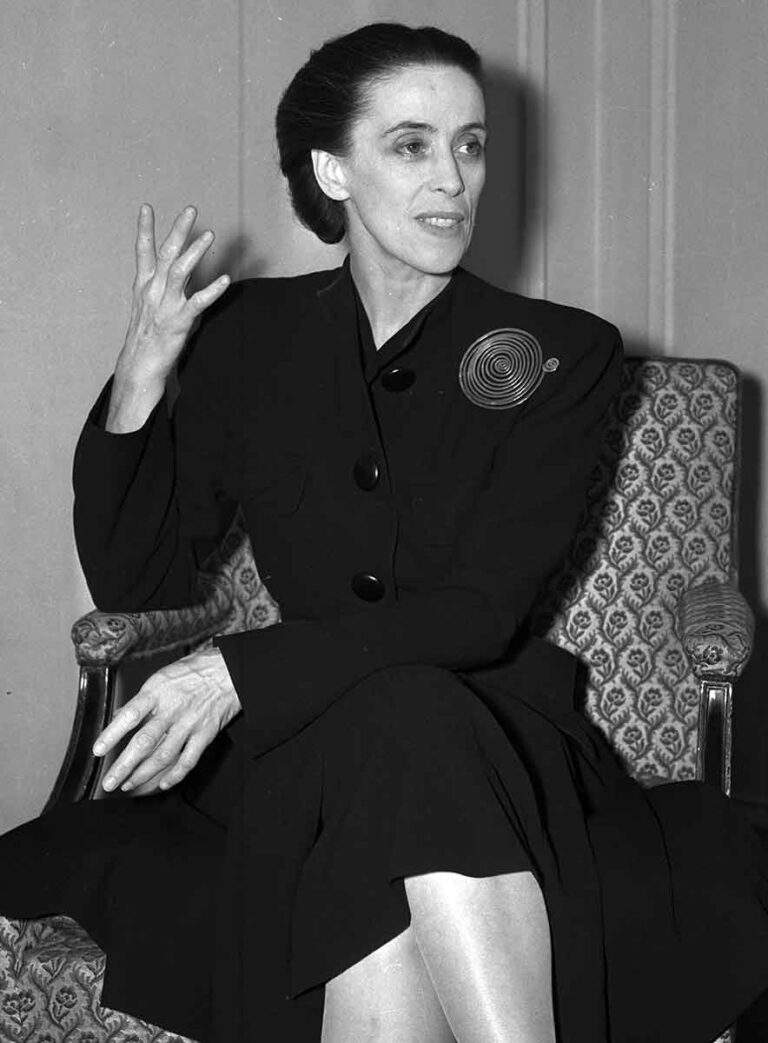 Martha Graham: 15 Facts About the Mother of Modern Dance