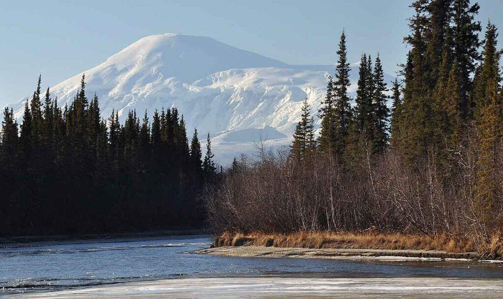 What Are the 6 Tallest Mountains in Alaska?