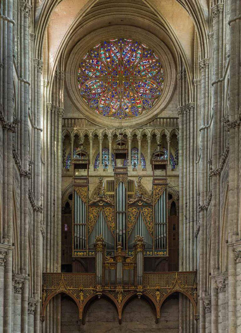 The 6 Finest Gothic Cathedrals in France