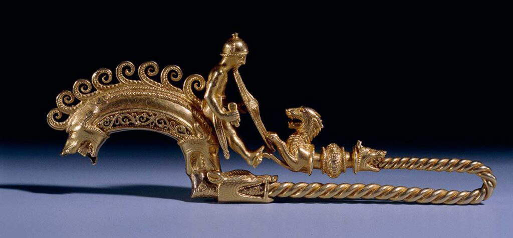 What Jewelry and Adornment Did the Celts Wear?