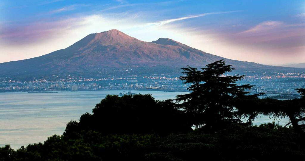 What Happened When Vesuvius Erupted in 79 CE?