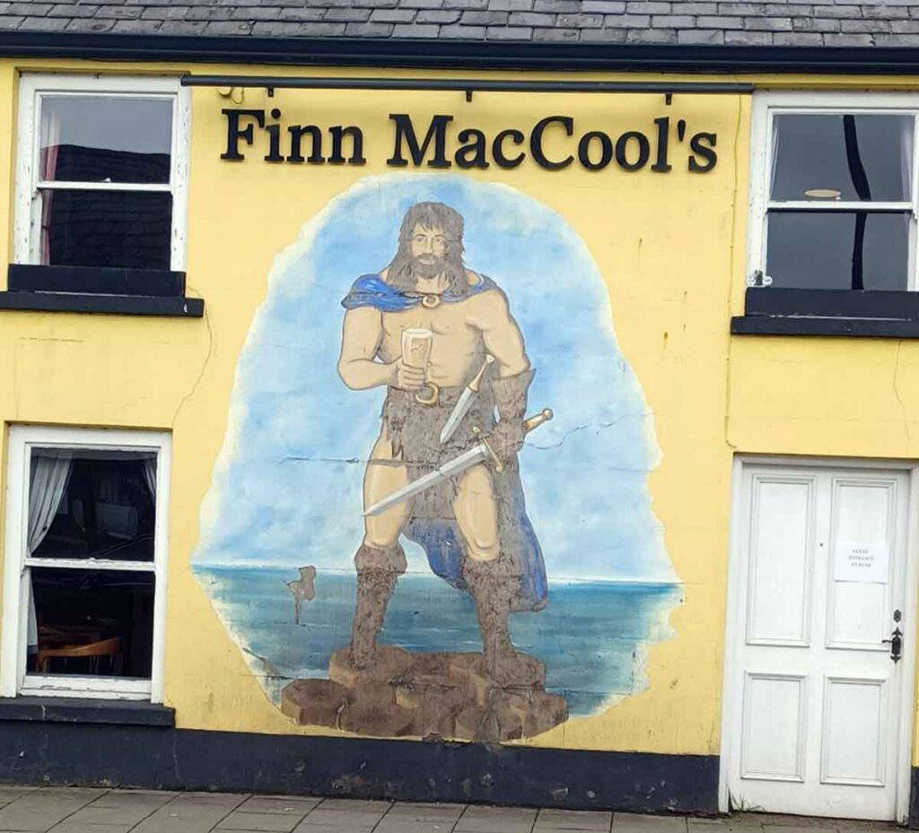 The Footsteps of Finn MacCool: The Landscape of Giants in Ireland