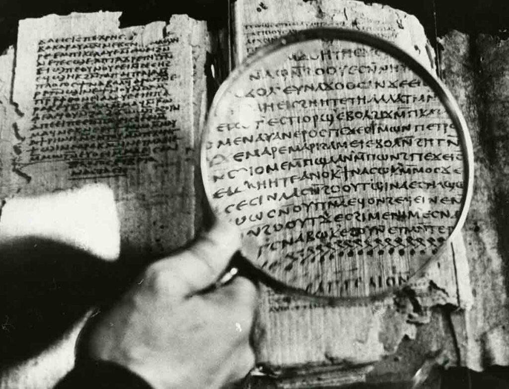 What Is Christian Gnosticism? (History, Tenets, Legacy)