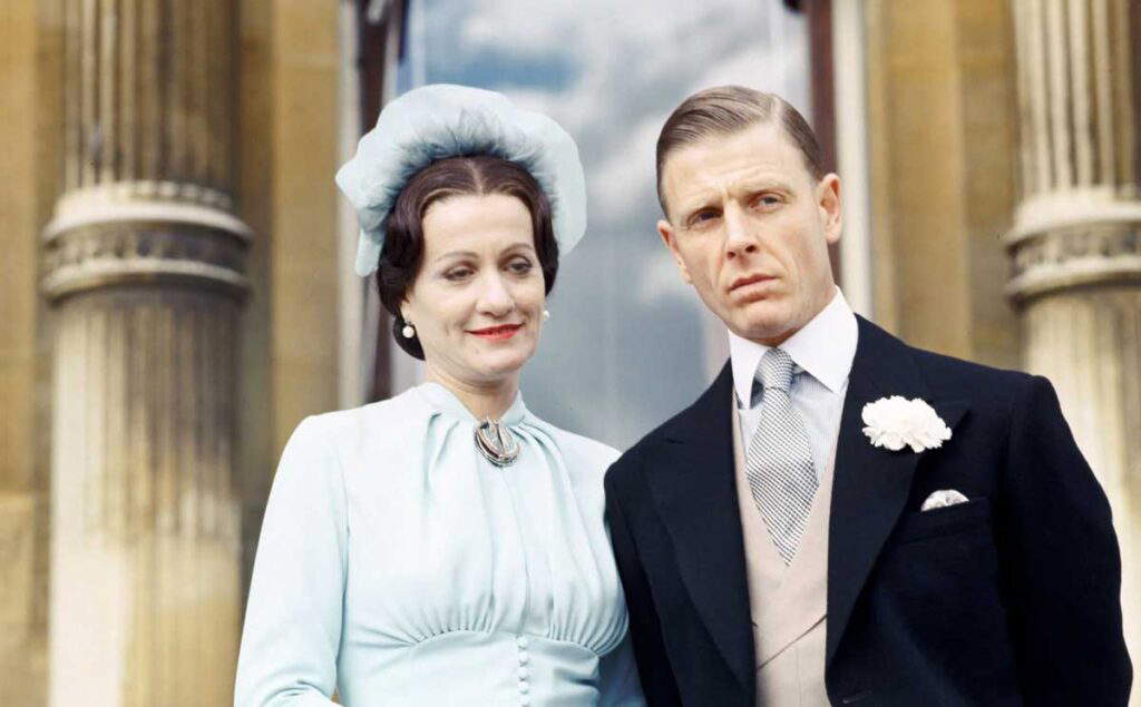 Wallis Simpson: A Look Beyond Scandal