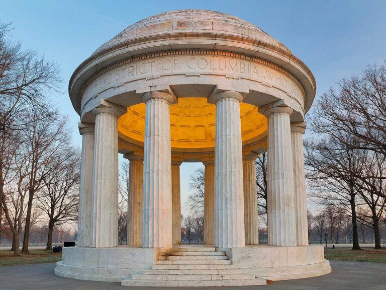 10 Must-See Monuments & Memorials on the National Mall in DC