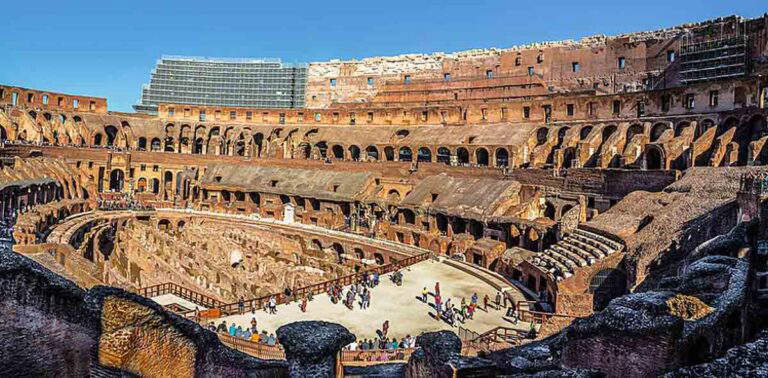 Naumachia: The Gladiatorial Naval Battles of Ancient Rome