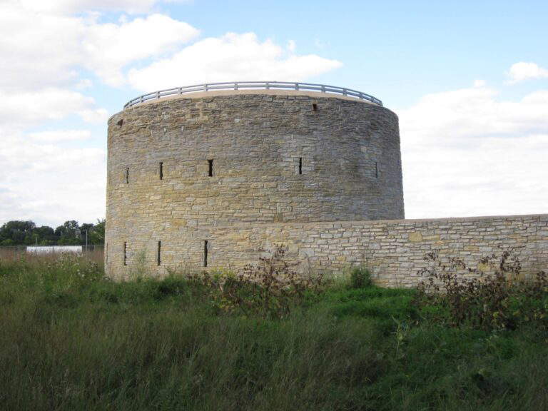 10 Must-Visit Historical Landmarks in the US Midwest
