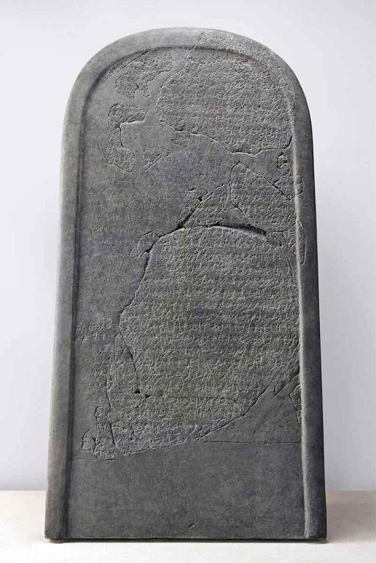 The Phoenician Spoken & Written Language: What You Need to Know