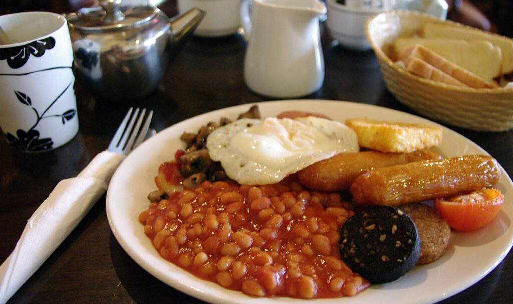 The Full English Breakfast: History of a British Tradition