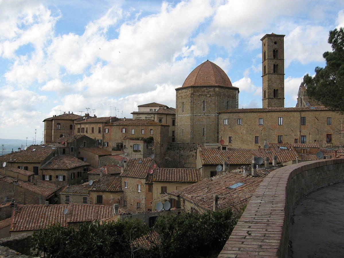 10 Historic Hill Towns in Italy You Should Visit | TheCollector
