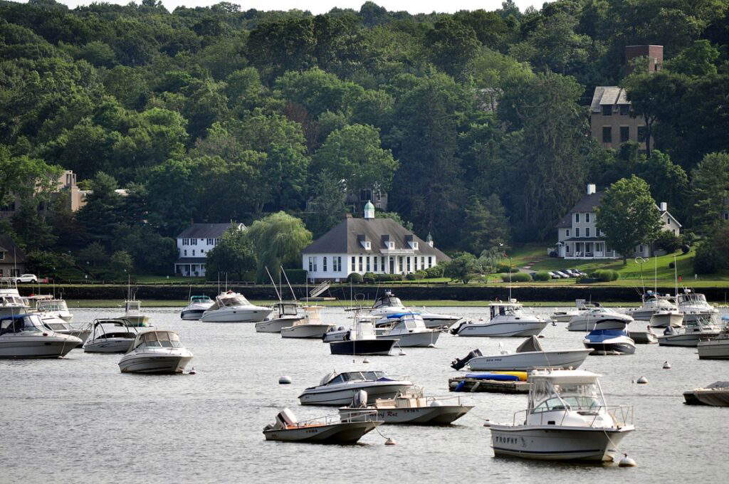 10 Historic Towns Near New York City to Visit