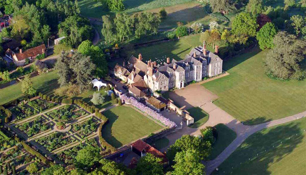 12 Historical Places to Visit in Surrey